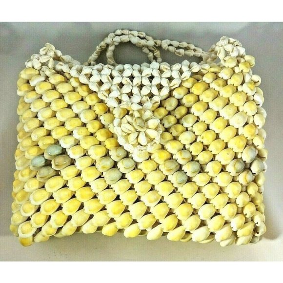 Unbranded | Bags | Vintage Unbranded Sea Shell Purse With Shell ...